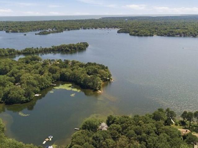Shirley Point Rd, Barnstable, Home For Sale