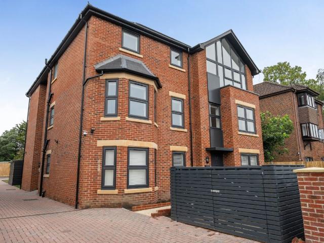 Shirley Road, Southampton, Hampshire SO15, 1 bed flat to rent, £1,100 pcm | PrimeLocation
