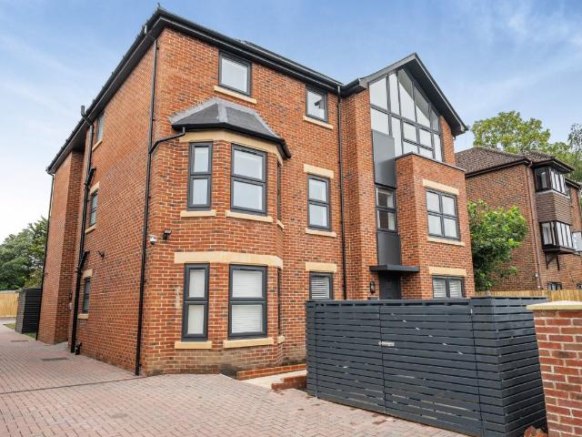 Shirley Road, Southampton, Hampshire SO15, 1 bed flat to rent, £1,100 pcm | PrimeLocation