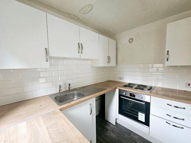 Shirley Road, Southampton SO15, 2 bed flat to rent, £1,200 pcm | PrimeLocation