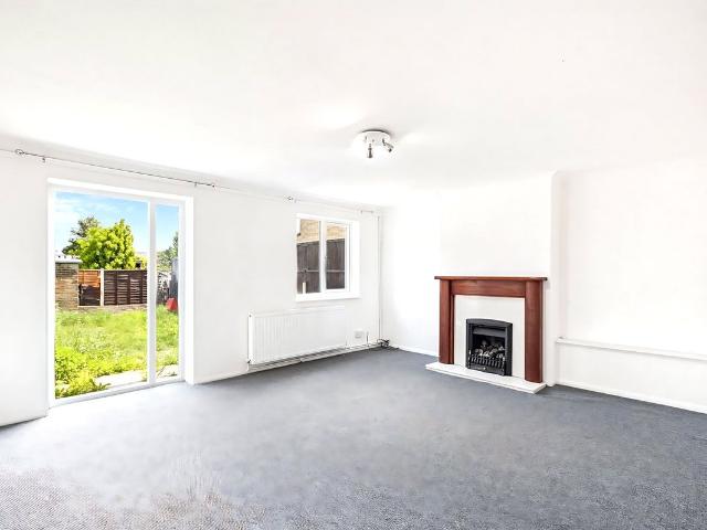 Shirley Street, Canning Town, London E16, 3 bed terraced house to rent, £2,700 pcm | PrimeLocation