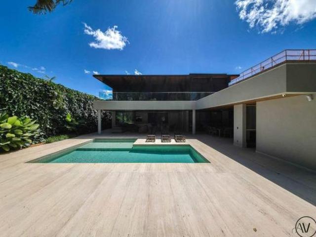 SHIS QI 09 | Lago Sul Residência de Alto Padrão | Arquitetura Contemporânea