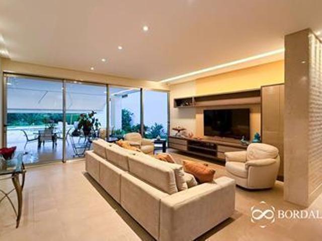 SHIS QI 13 Casa com Vista Livre Lazer Completo Aceita Financiamento Lago Sul