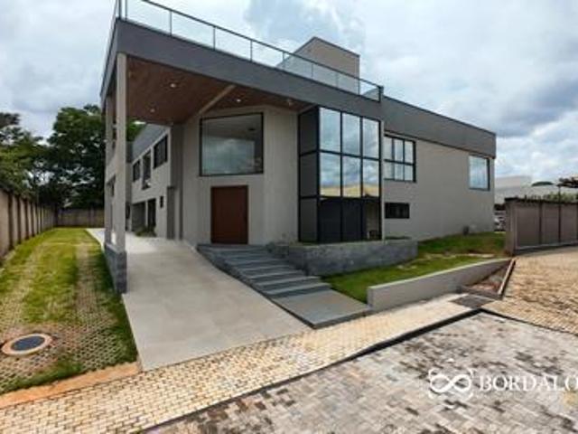 SHIS QI 23 Uma casa onde o luxo encontra a tecnologia, o lazer vira espetáculo