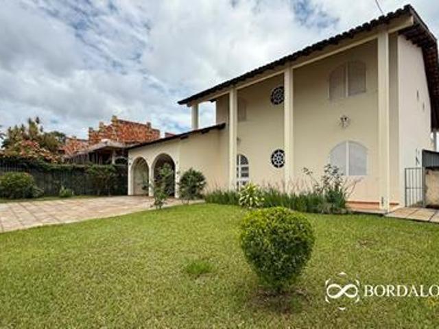 SHIS QL 16 Casa de 5 Quartos com Lazer completo 2 Pavimentos e Aceita Financiamento