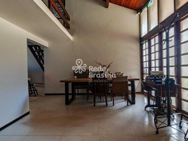 Shis Ql 28 | Casa 3 Quartos sendo 1 Suíte com 3 Vagas de Garagem Cobertas Lago Sul