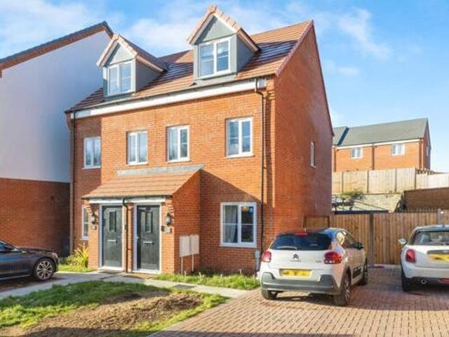 Shrub Lane, Hellesdon, 3 Bedroom Semi detached