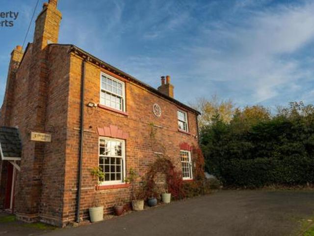 Shrubbery Hill, Cookley, 5 Bedroom Detached