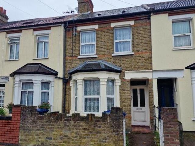 Shrubbery Road, Southall, 2 Bedroom Terraced