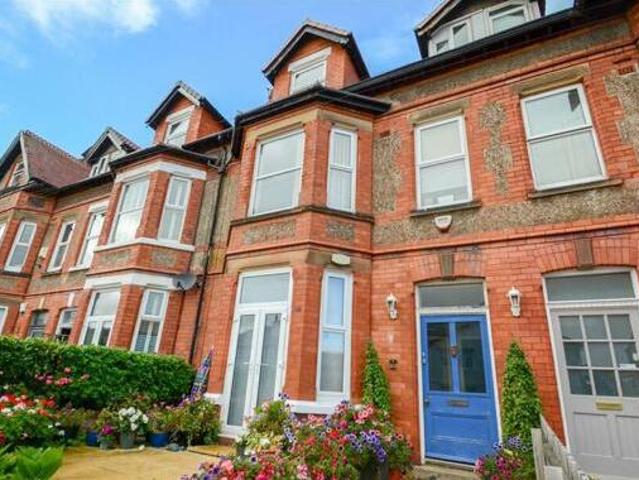 Shrewsbury Road, West Kirby, 2 Bedroom Flat