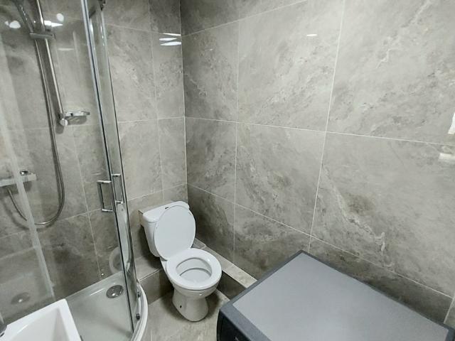 Shropshire Close, Mitcham CR4, Studio to rent, £950 pcm | PrimeLocation