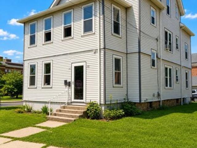 Shuttle Meadow Ave, New Britain, Home For Sale