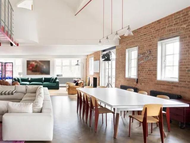 Shuttleworth Road, London, SW11 3DY, United Kingdom | 3 bed duplex for rent #167383171 | Rentberry