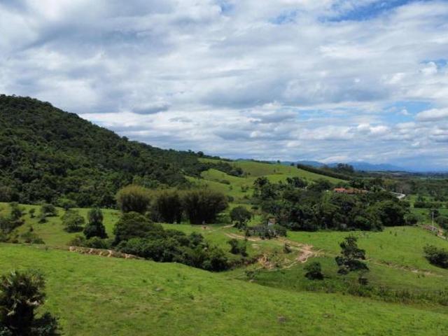 SÍTIO IMPERDÍVEL COM VISTA LINDÍSSIMA EM SÃO JOSÉ DOS CAMPOS/SP