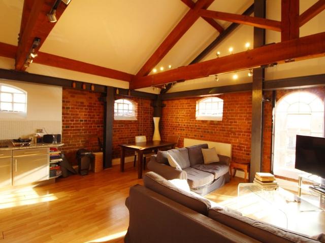Simmonds Malthouse, Reading, RG1 6BS