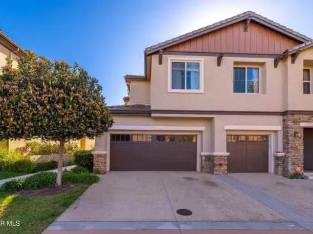 Simmons, MOORPARK, CA 93021