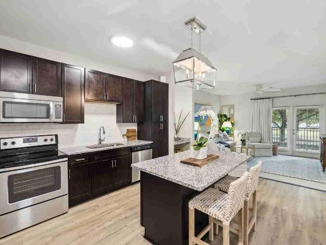 Simmons Park 2 Bedroom Apartment for Rent at 211 River Landing Dr, Charleston, SC 29492 Daniel Island