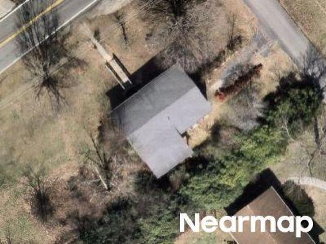 Simmons Rd