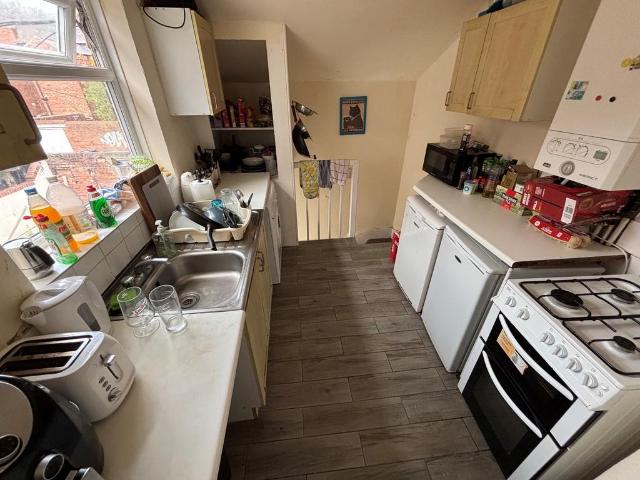 Simonside Terrace, Newcastle upon. 3 bed flat to rent £1,560 pcm £360 pw
