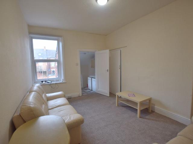 Simonside Terrace, Newcastle Upon Tyne NE6, 3 bed flat to rent, £1,560 pcm | PrimeLocation