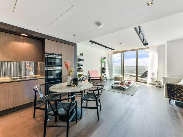 Simply beautiful 53rd floor 1 bedroom to rent in One Park Drive