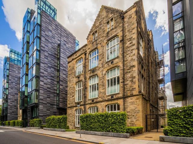 Simpson Loan, Edinburgh EH3, 2 bed flat to rent, £2,695 pcm | PrimeLocation