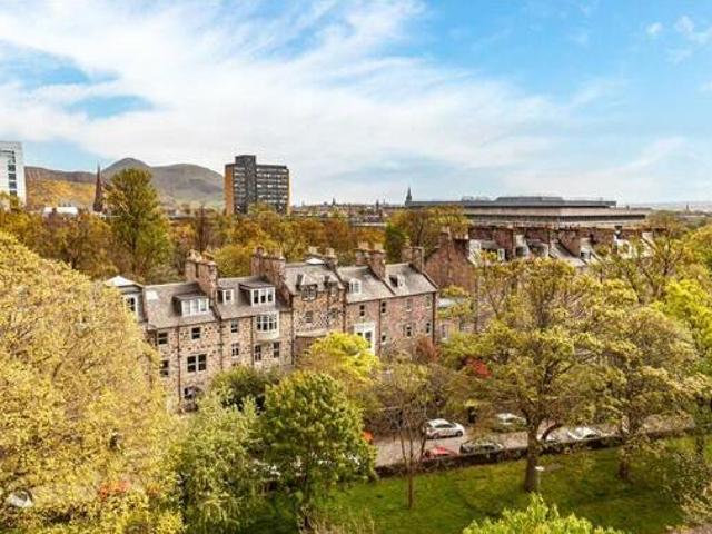 Simpson Loan, Edinburgh, 3 Bedroom Penthouse