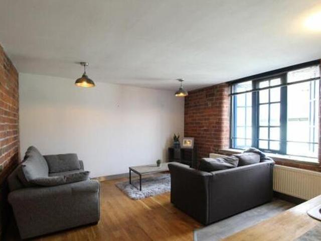 Simpsons Fold West, Dock Street, 1 Bedroom Flat
