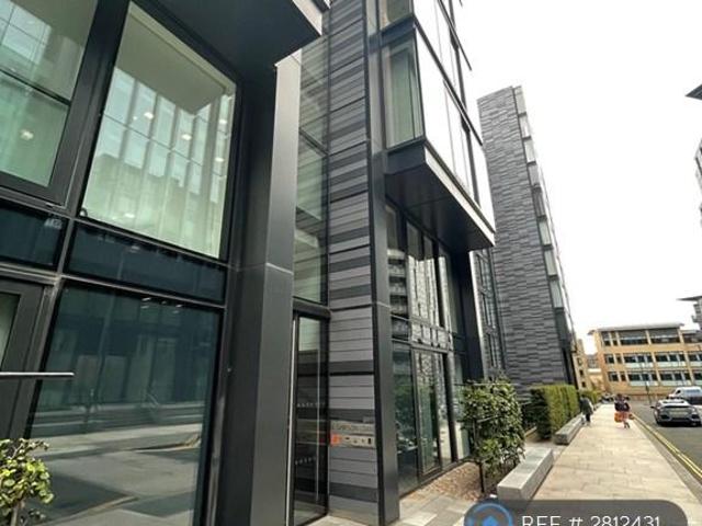 Simpsons Loan Edinburgh, EH3 1 bed flat to rent £2,495 pcm £576 pw
