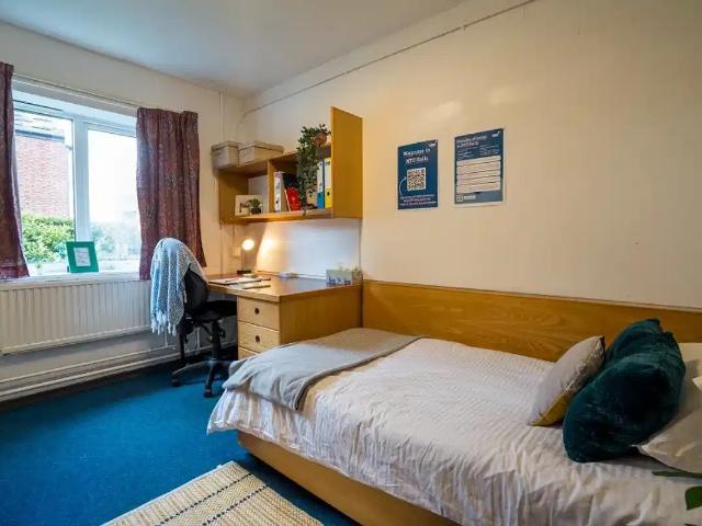 Simpsons, Nottingham Student Accommodation | Amber
