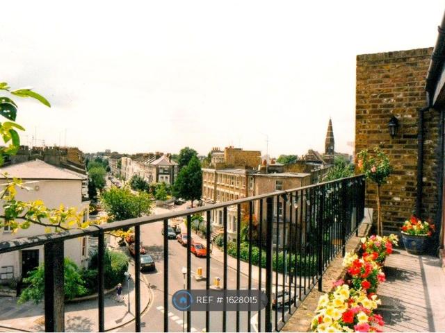 Sinclair Gardens, London W14, 1 bed flat to rent, £1,842 pcm | PrimeLocation