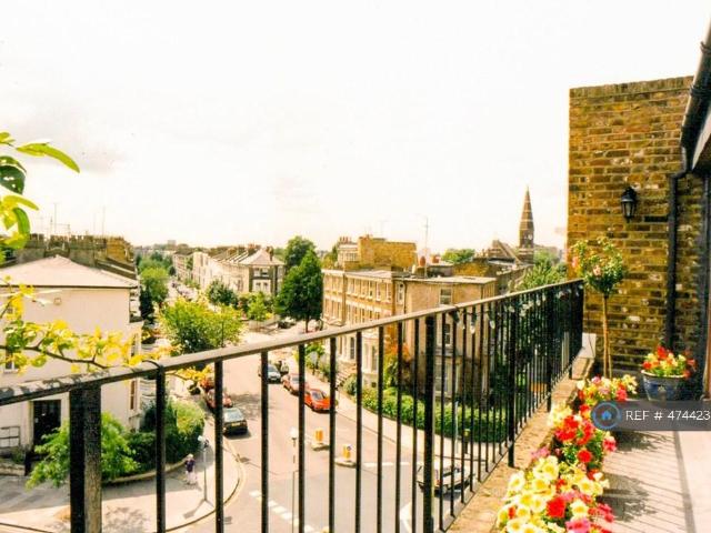 Sinclair Gardens, London, W14 1 bed penthouse to rent £1,699 pcm £392 pw