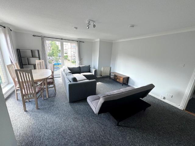 Sinclair Place, Edinburgh, EH11 1AH 3 bed flat to rent £1,645 pcm £380 pw