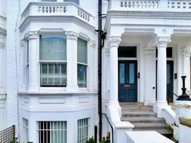 Sinclair Road, London, 2 Bedroom Flat