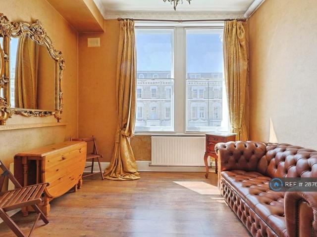 Sinclair Road, London, W14 1 bed flat to rent £2,200 pcm £508 pw