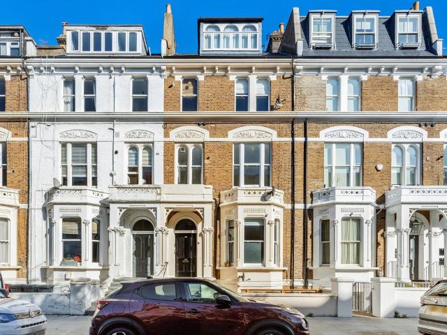 Sinclair Road, London W14, 2 bed flat to rent, £2,250 pcm | PrimeLocation
