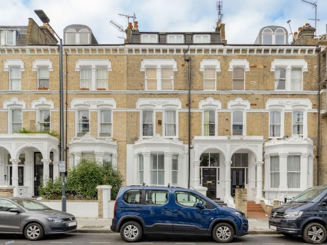 Sinclair Road, West Kensington W14, 1 bed flat to rent, £2,097 pcm | PrimeLocation