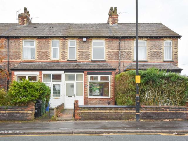 Sinderland Road, Broadheath WA14, 2 bed property to rent, £1,295 pcm | PrimeLocation