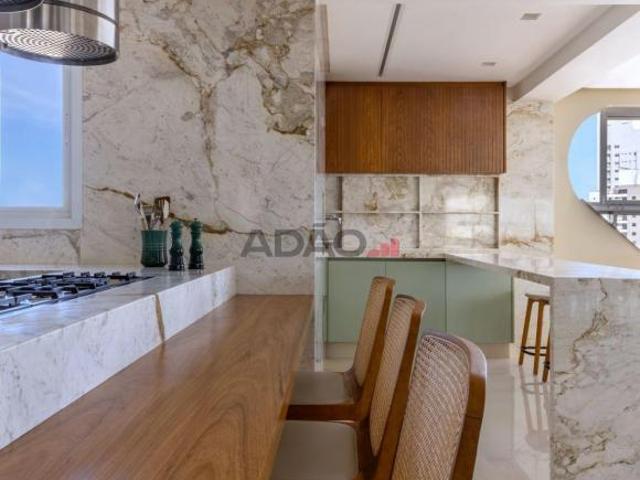 Sinfonia Ecodesign: Suíte de Luxo com Vista Privilegiada no 28º Andar Apartamento com 4 Quarto s po