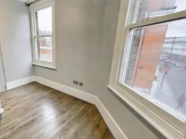 Singh Supermarket, 37 Roman Road, London, E2 0HU, United Kingdom | 1 bed apartment for rent #123517158 | Rentberry