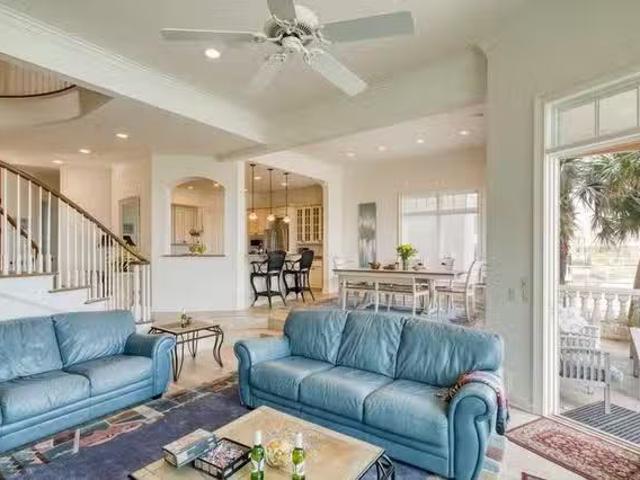 Singleton Beach Place