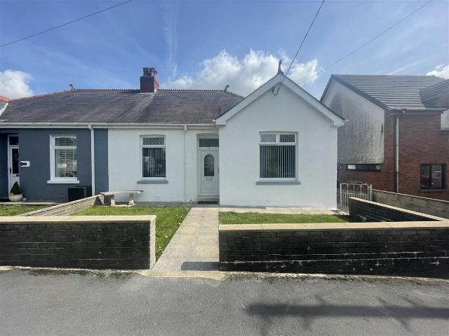 Singleton Road, Upper Tumble, Llanelli SA14, 3 bed semi detached bungalow to rent, £950 pcm | PrimeLocation