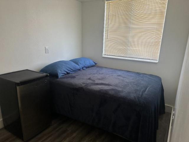 Single Bedroom