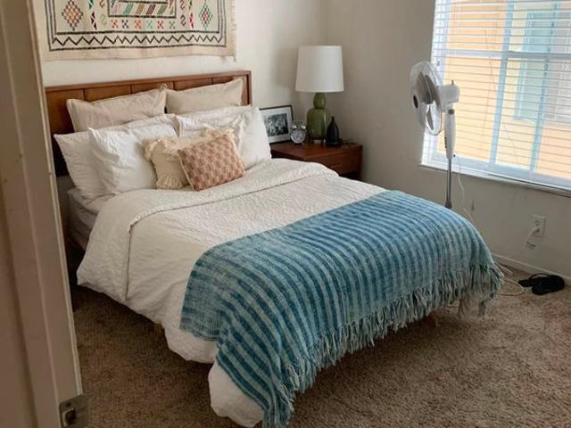 Single bedroom with private bath and parking spot