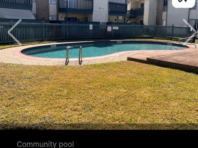 Single bedroom with private bathroom