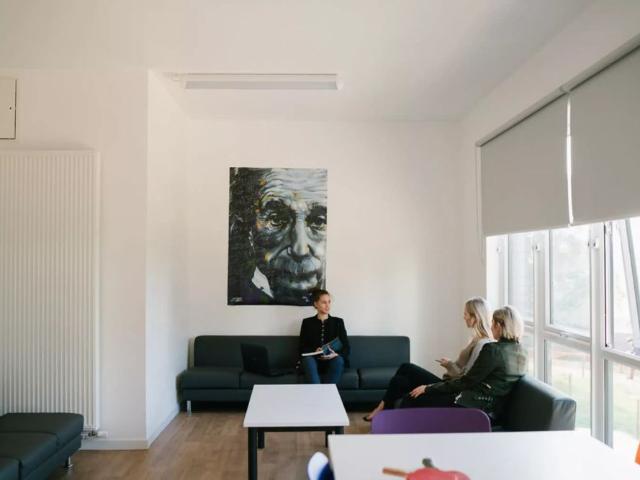 Single Ensuite Rooms