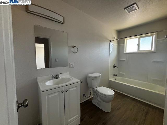 Apartment: MLS #41068