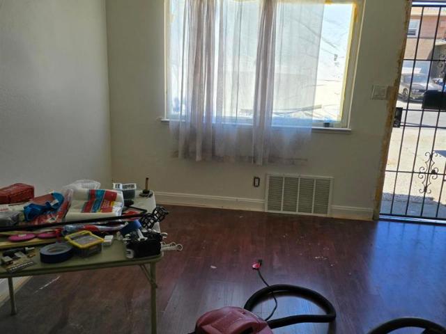 Single Family: MLS #41140