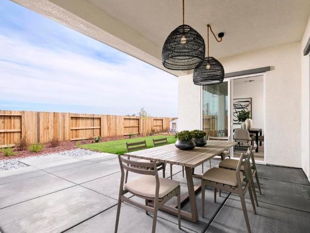 Single Family: MLS #41126