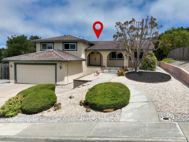Single Family: MLS #41139